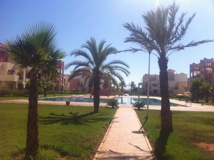 Bel Appartement, Jardin, Piscine Et Plage - Saïdia