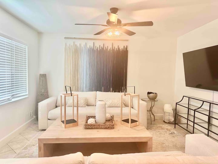 Seaside Solitude - St. Pete Beach, FL