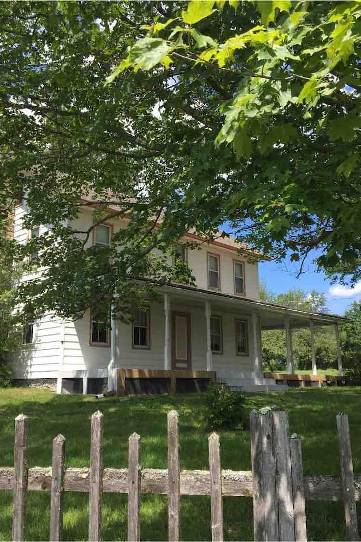 The Beech House At Wallenpaupack - Lake Wallenpaupack, Greentown