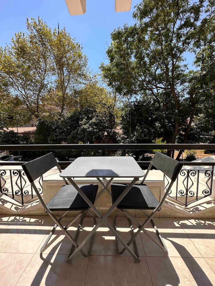 Cozy Urban House From A Designer - Antalya