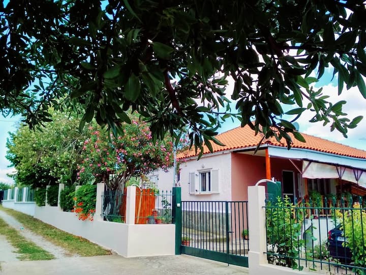 Cosy 100m2 House Near Geoponika In Nea Kallikratia - Halkidiki