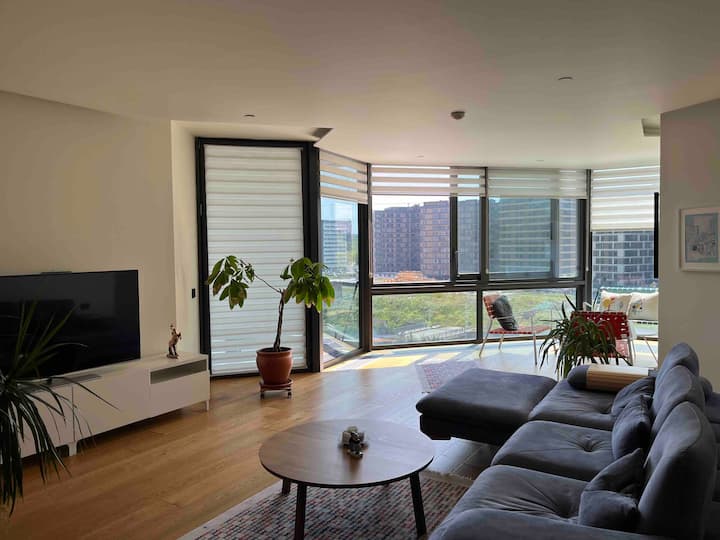 Stylish And Modern Residence In Perfect Location - Estambul