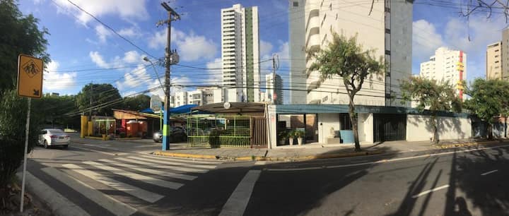 Apartamento Com Excelente Localização - Recife