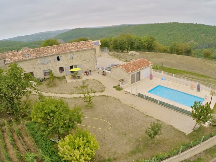 Gîte à La Campagne Avec Piscine - Cahors