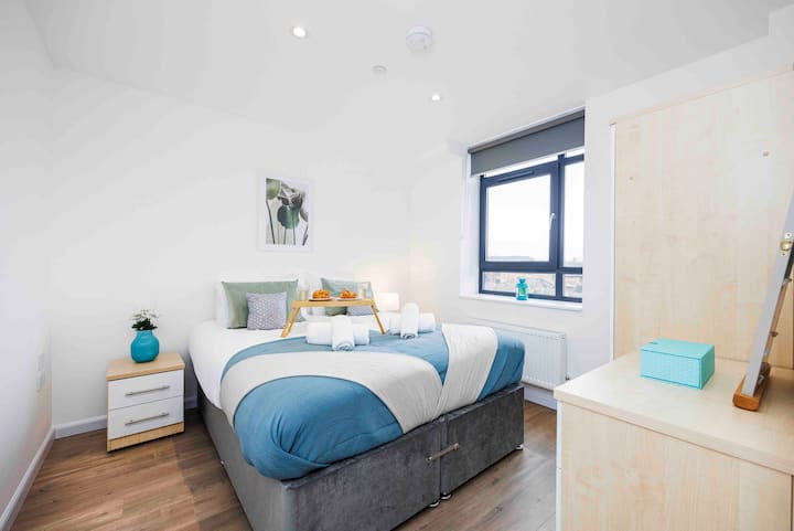Spacious 2 Bedroom Flat+ Free Wifi - Central Luton - Luton