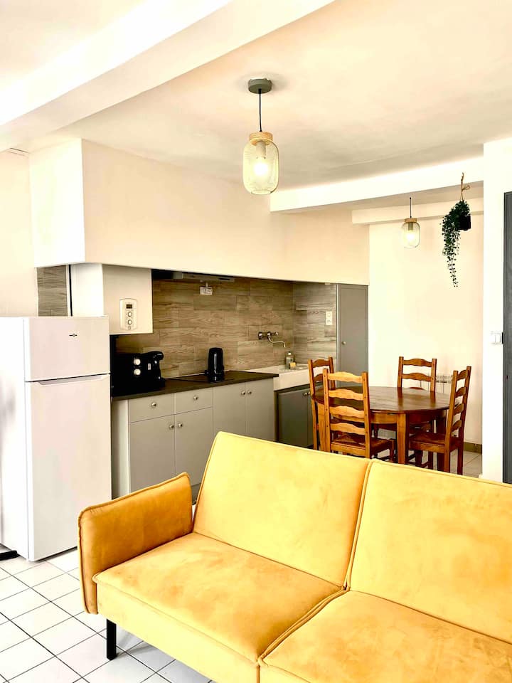 2,appartement Près Place Carnot.box Bagage Gratuit - Carcassonne