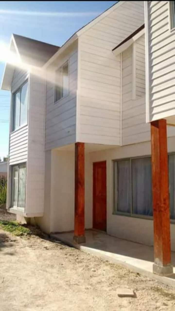 Cabañas Doña Flor
Casa 1 - Pichilemu