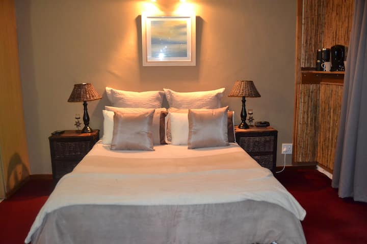 Dolphin View Guesthouse - Jeffreys Bay