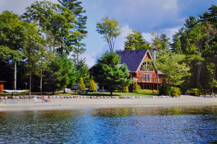 Executive Sandy Beach Cottage With Water Views - Parry Sound
