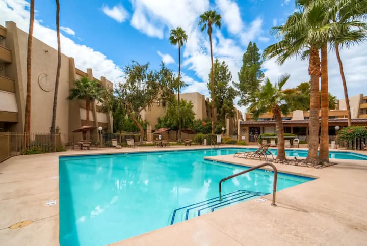 Two-bedroom Apartment In Maya Residence (No Fee) - Scottsdale, AZ