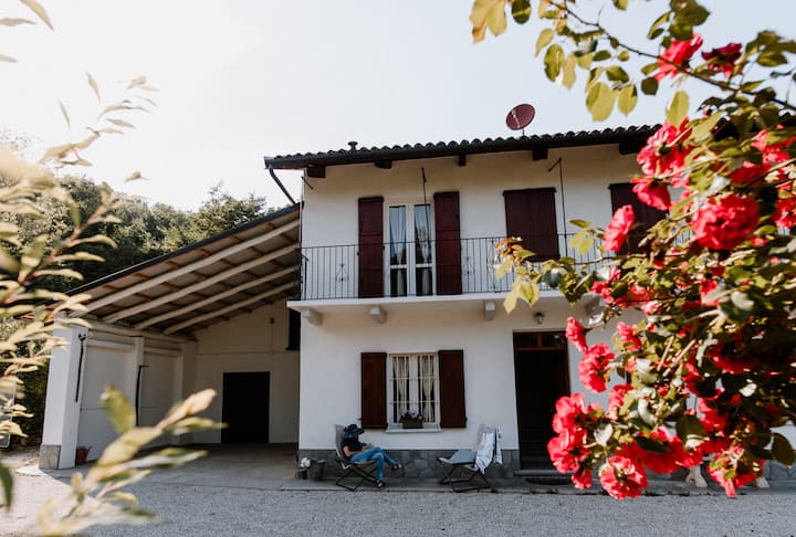 Casa Con Giardino Recintato Totale Privacy - Bra