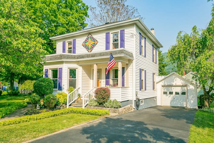 Charming Naples Village Home - Naples, NY