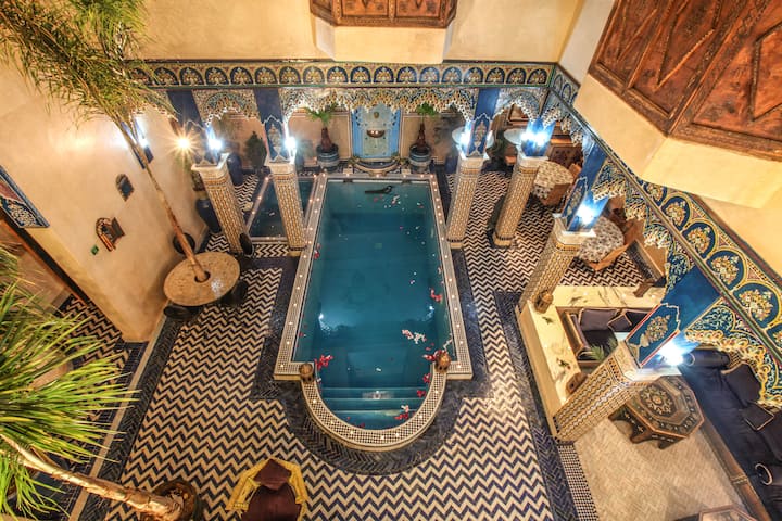 Chambre Dans Un Riad Et Piscine - Marrakesch