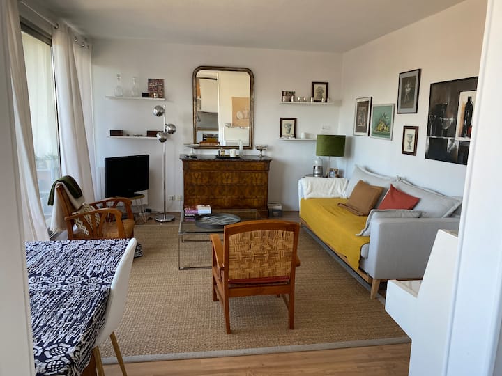 Appartement Bordeaux , Parking Privé, Tram à Côté - Talence