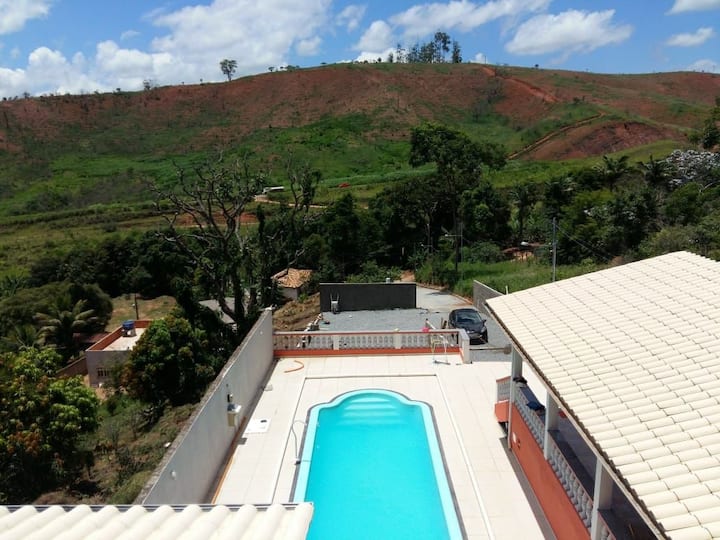 Casa Com Piscina Em  Viçosa Mg - Coimbra