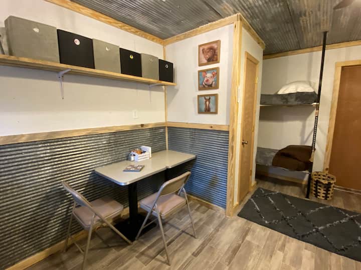 God’s Country Camp Cabin, Near Eleven Point River - Alton, MO