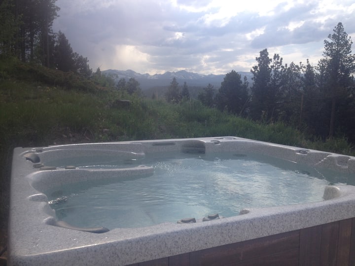 Secluded Mountain Chalet - Private Trail-38 Acres - Colorado