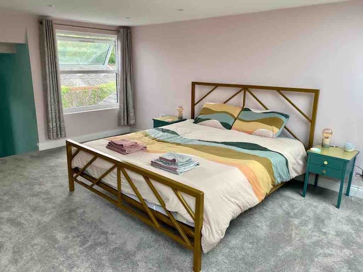 Super King Size Bed In Private Room With En Suite - Londres