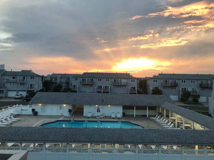 South Brigantine Renovated. Close To Beach And Ac - Brigantine, NJ
