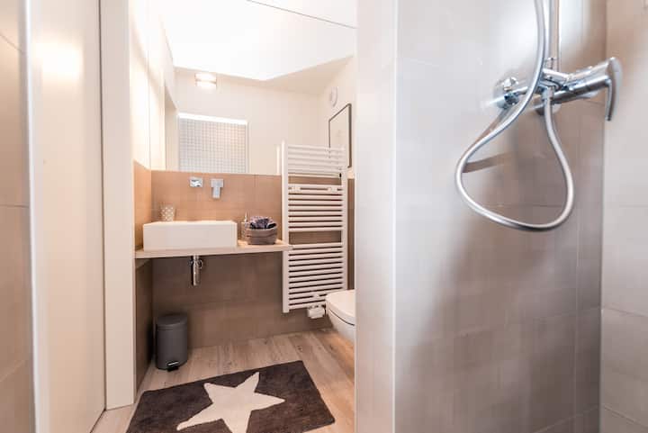 Star-modern-kölnnah-free Fast Wlan-terrasse - Bergisch Gladbach