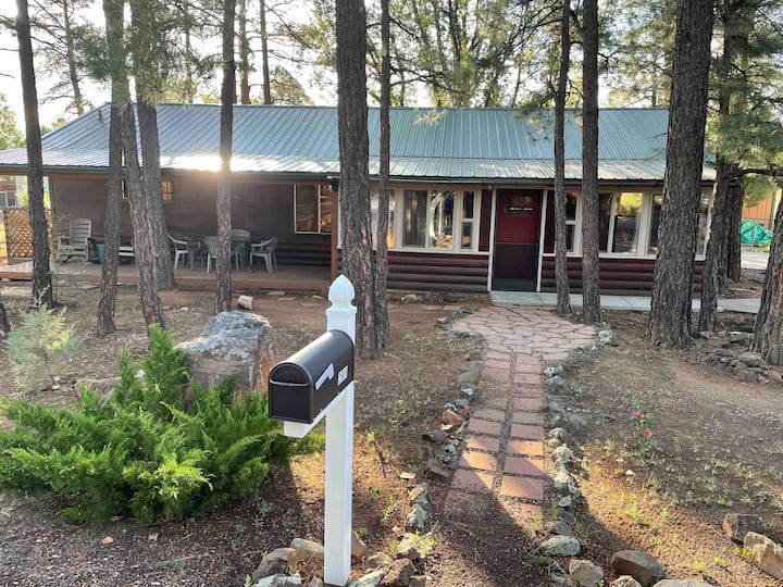 Lonesome Pine Cabin-10 Mins To Lakes - Pinetop-Lakeside, AZ
