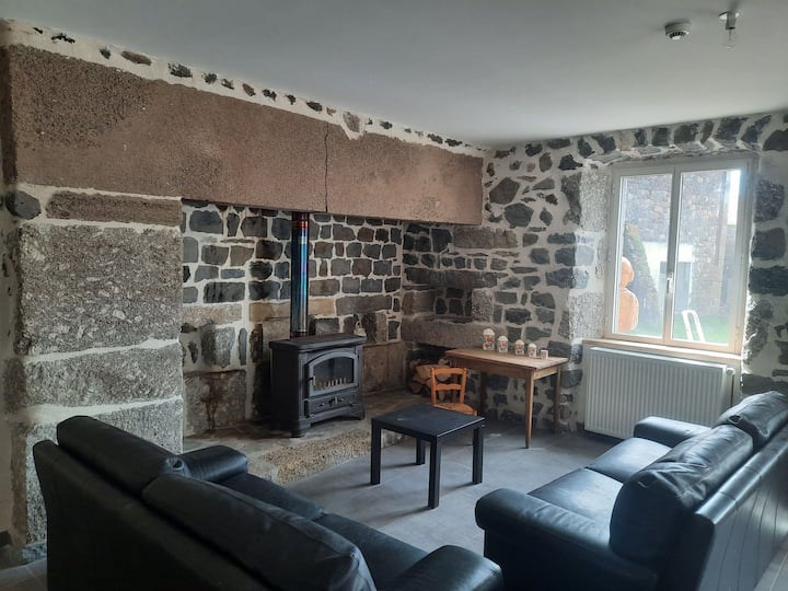 Gîte De La Madeleine - Gîte à Louer à La Semaine Dans Les Gorges De L'allier - Saugues