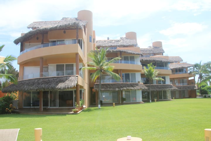 Condo And Suite Angel. Beach Front Condo. - Playa Blanca, Mexico