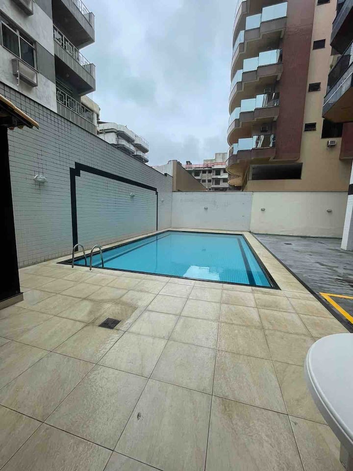 Apartamento Pé Na Areia
Piscina, Churrasqueira - Cabo Frio