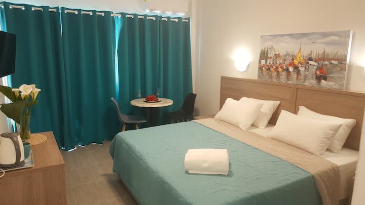 Manoli Apartments - Nissi Beach