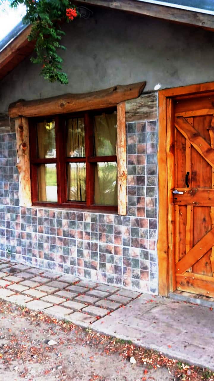 Bungalow - Cabaña A Metros De Av.  Belgrano. - El Bolsón