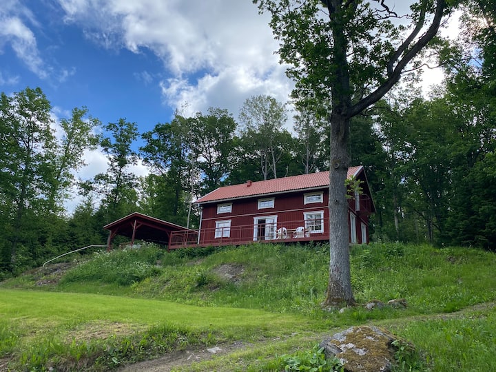 Nytt & Lugnt Boende Vid Sjö Bunn. - Gränna