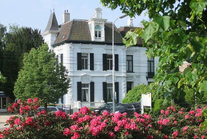 Luxe Suite ‘Loft’ In Rijksmonument Daalhuis - Arnhem