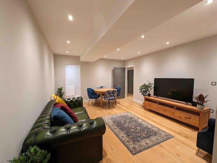 Elegant Central Brentwood Flat - Brentwood