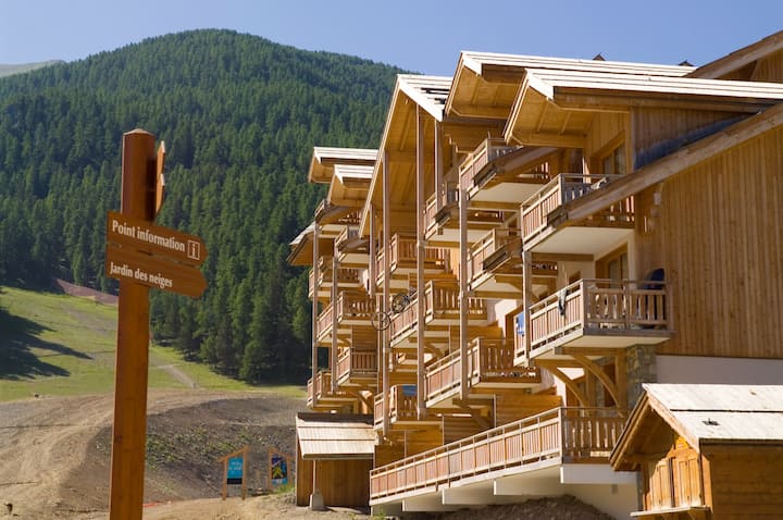 Vue Montagne ! Appart Cosy, Charmant, Plein Centre - Les Orres