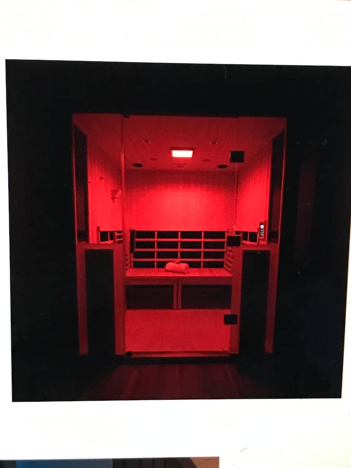 Spa: New Hot Tub-sauna-salt Booth-hand Foot Detox - Watkins Glen, NY