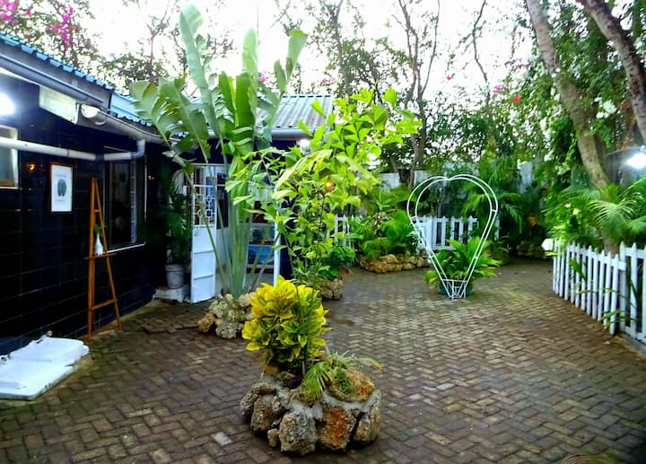 Home Mombasa 5 Rooms Location Bamburi Utange Joho - Mombasa