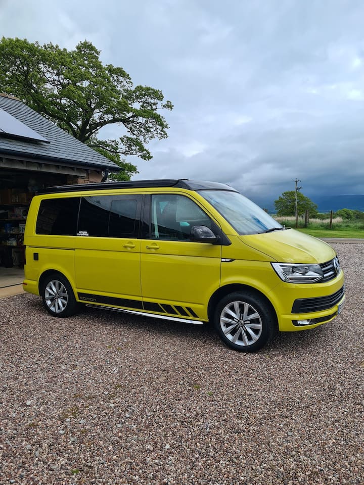 Luxury Automatic Vw Campervan Based Nr Cockermouth - Keswick