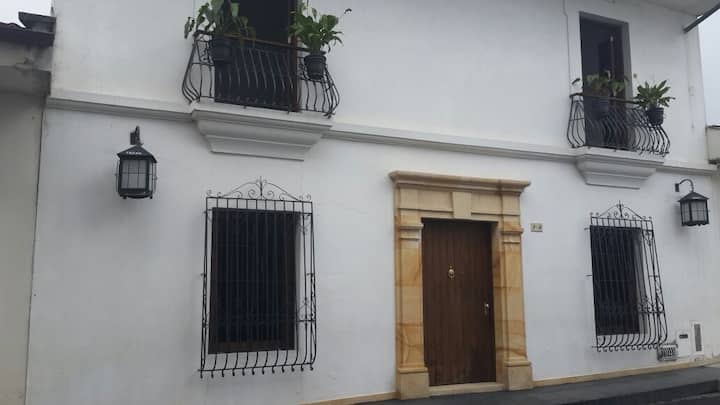 Beautiful Colony House In Old Town Popayan - Popayán