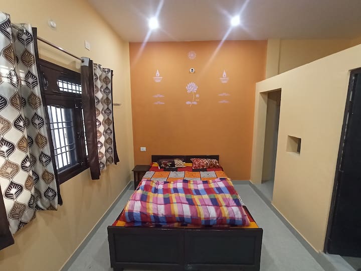 Your Home In Vrindavan. Try Once :):):) - Vrindavan
