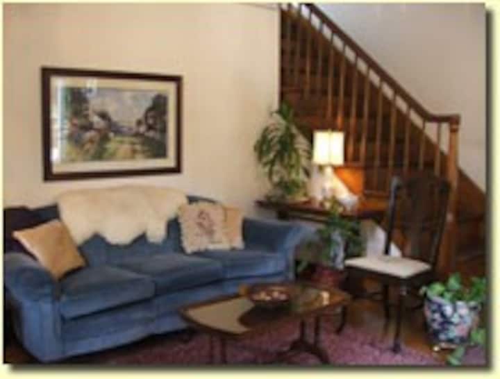 Rose Room - Edinboro, PA