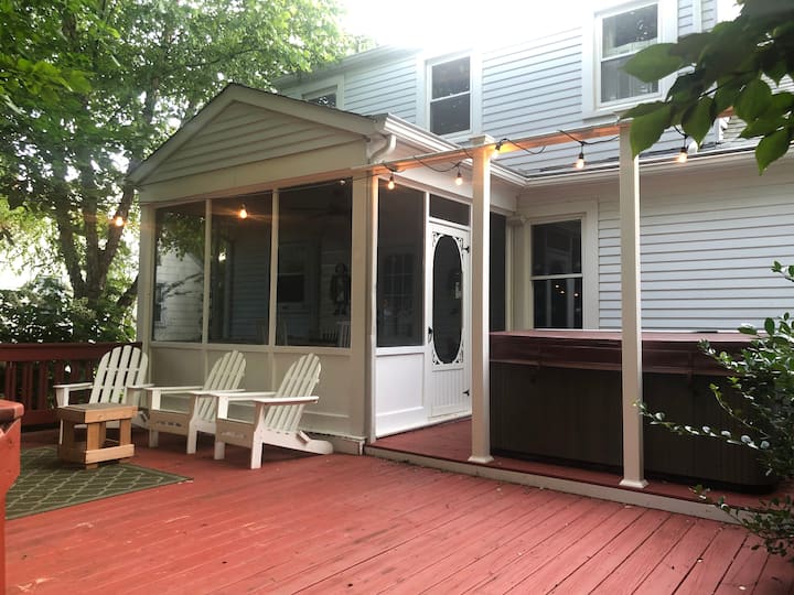 Entire Cape Cod Home In Eastport W/ Hot Tub - Annapolis, MD