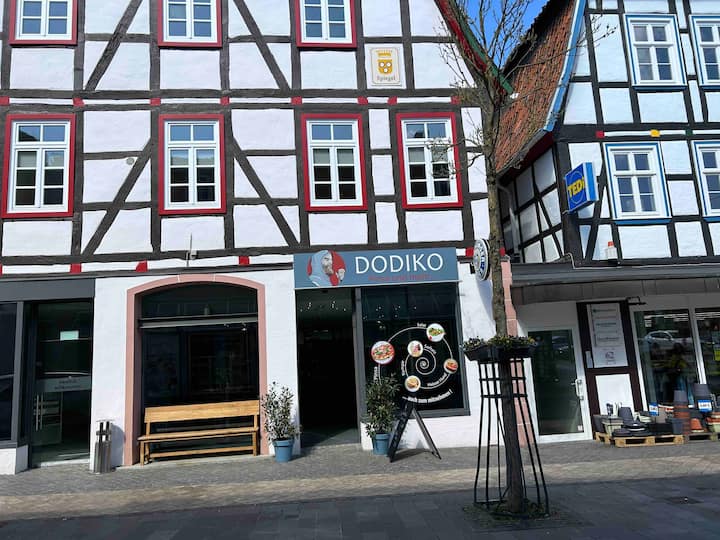 Großzügige Wohnung Mit 3 Schlafzimmer - Warburg
