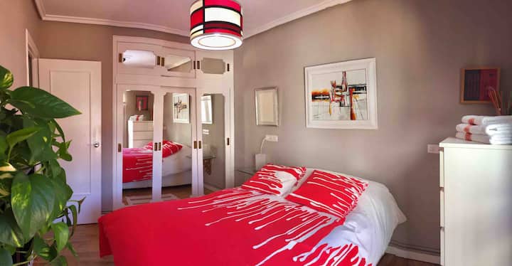 Centro Histórico Al Lado Del Ayuntamiento. Wifi. - Oviedo