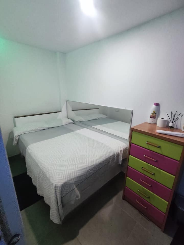3. Acogedora Habitación Interior Cerca Al Centro - Valence en Espagne