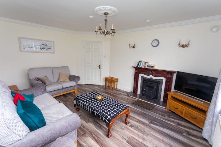 Spacious 4 Bedroom Family House On Muckross Road - Killarney
