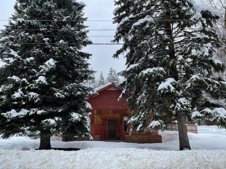 Across The River And Through The Woods Leavenworth - Leavenworth, WA