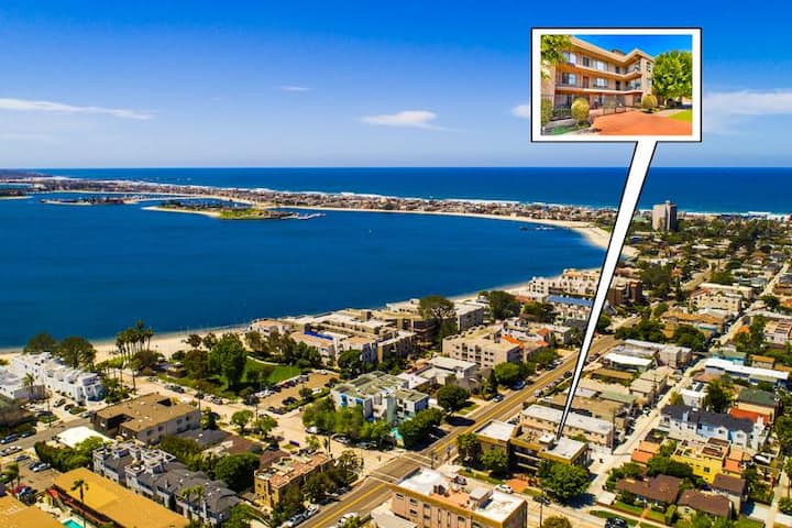 Beautiful 2 Bedroom - Steps To Sand And Boardwalk - La Playa - San Diego