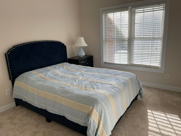 Nice And Clean Bedroom Close To South Point Mall - Durham, NC