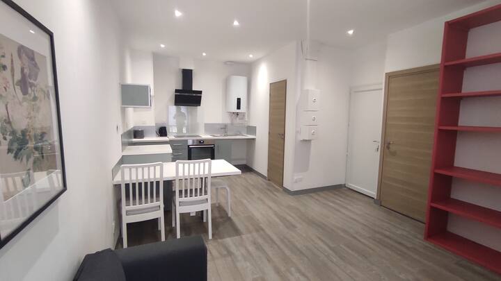 Joli Appartement Lumineux - 2ème éTage - Vichy
