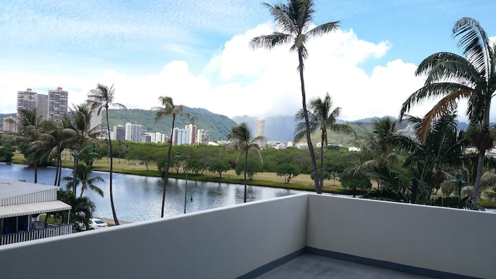 Live Aloha Studio - Honolulu, HI